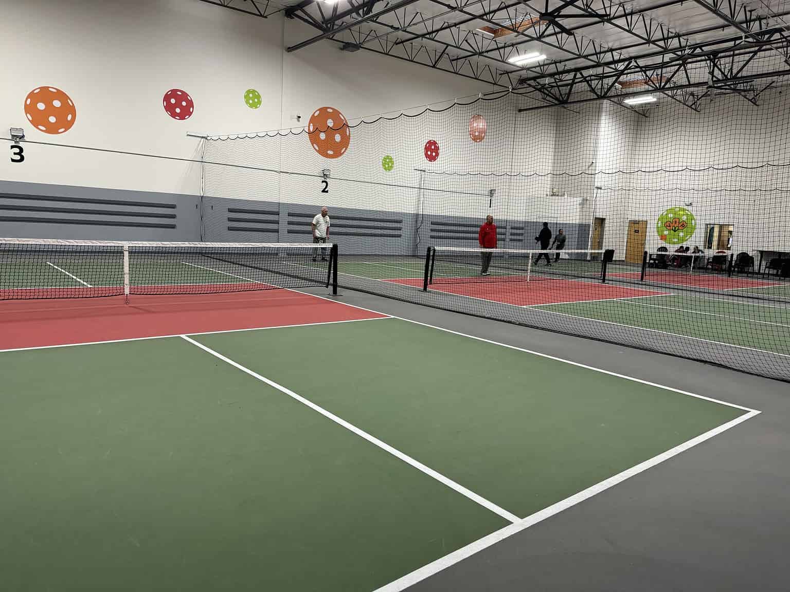 61 Pickleball Terms Explained: Your Guide to Slang Success (2025)